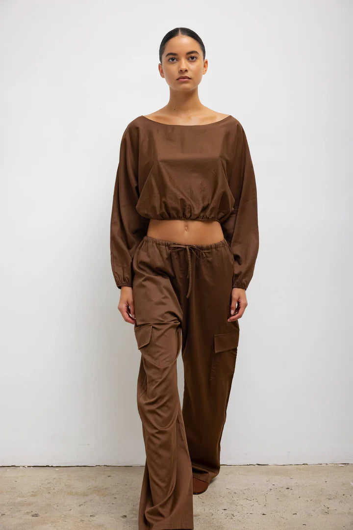 Yoko Long Sleeve Blouson Top in Chocolate | Favour